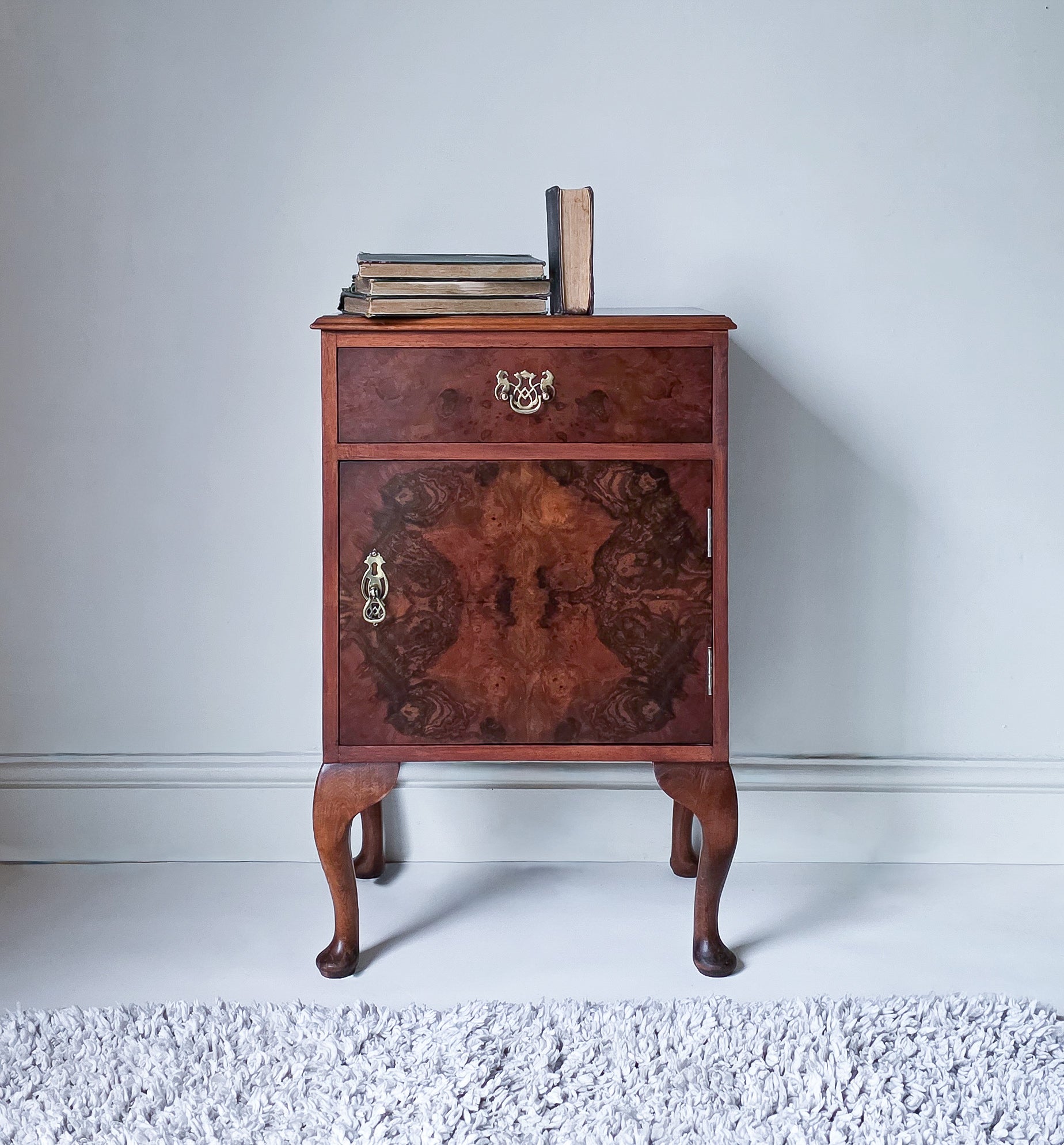 The Naomi Burr Walnut Art Deco Bedside Cabinet – Chloe Kempster